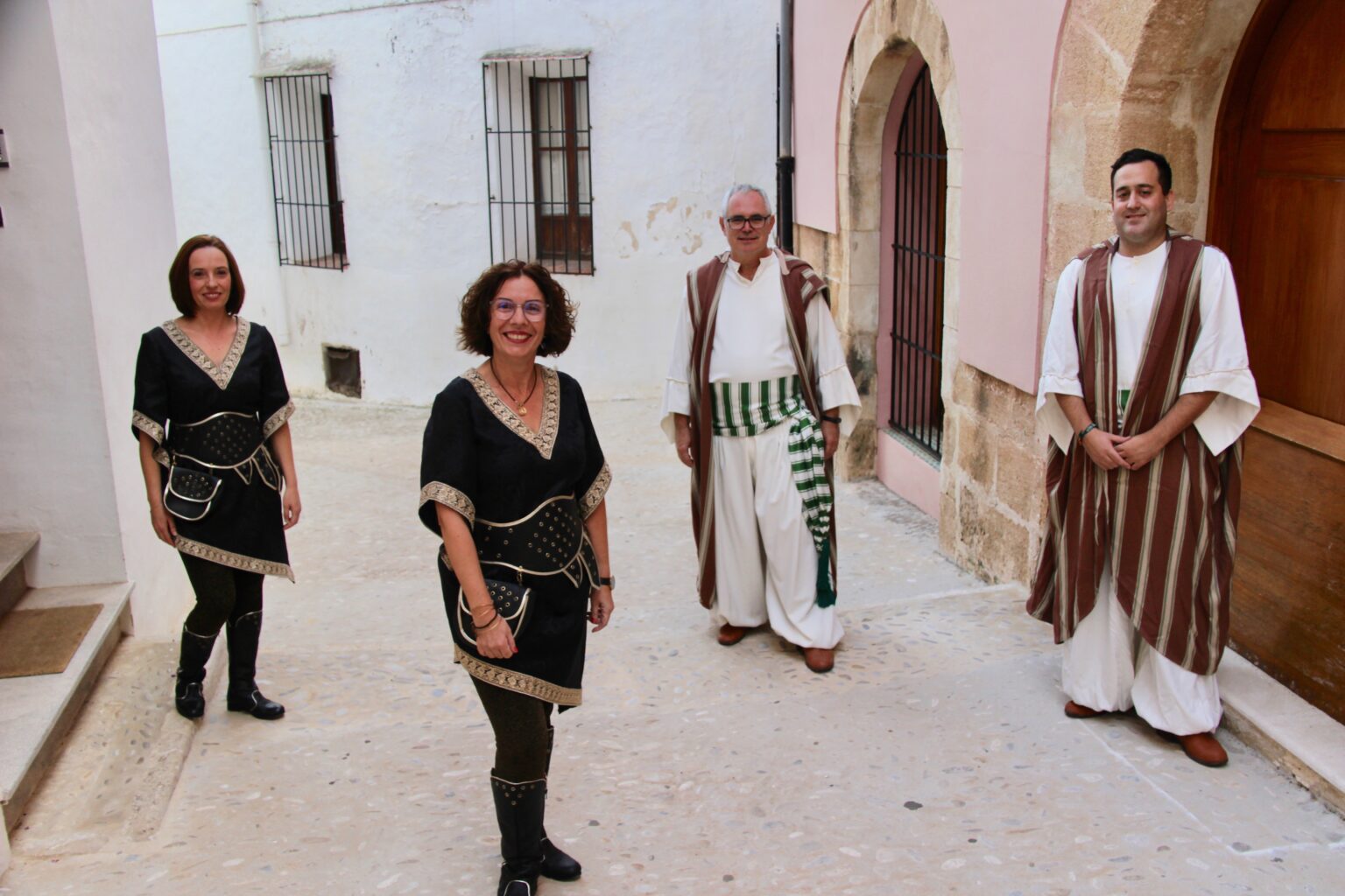 La nueva junta directiva de l’Associació de Moros i Cristians de ...