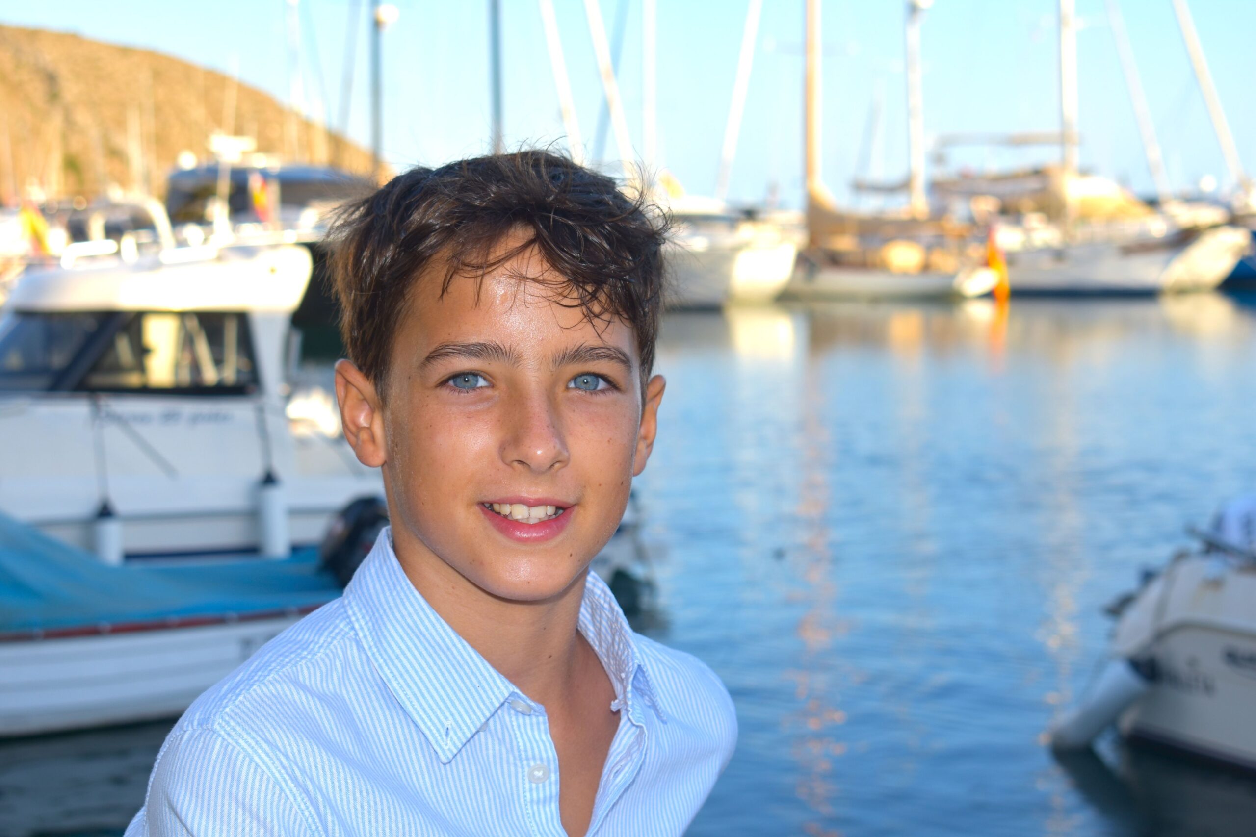 Xavi Pastor, el joven actor que ya conquista la pantalla con tan solo ...